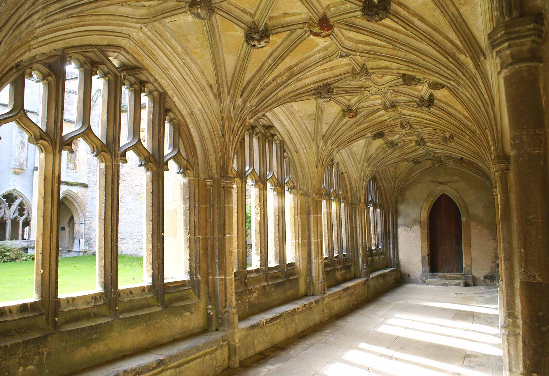 Harry Potter, Gloucester and Lacock | Black Taxi Sightseeing Tours ...
