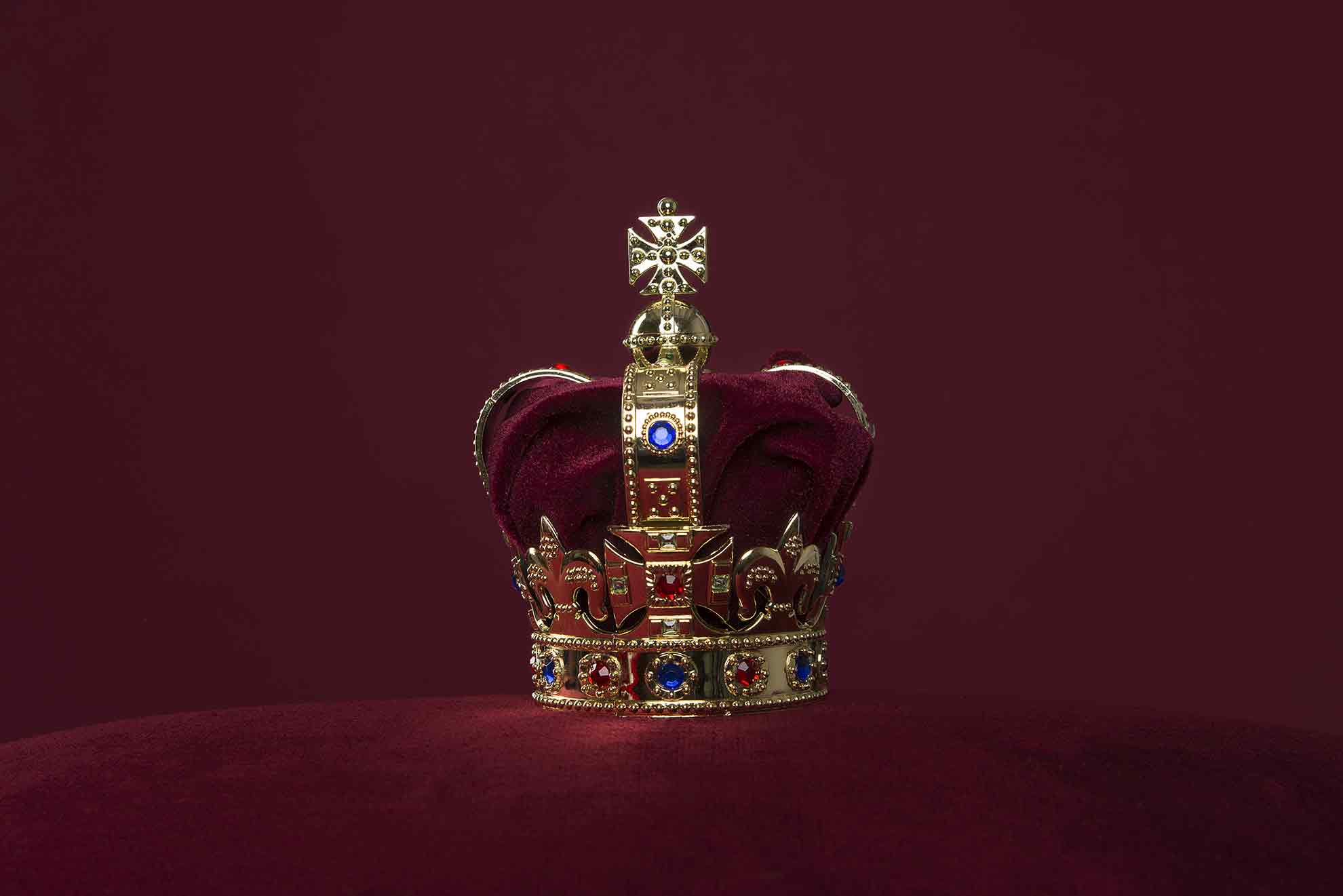 STONEHENGE and HARRY POTTER'S OXFORD | Black Taxi Sightseeing Tours ...